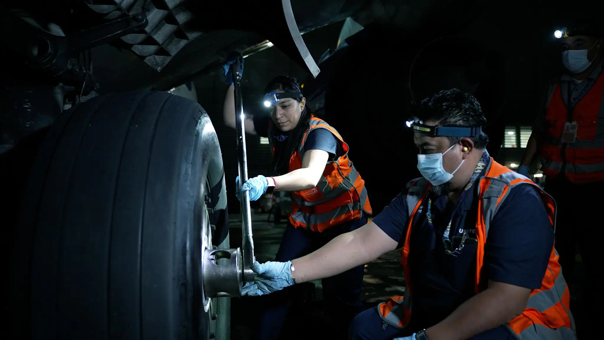 Major US Airline Launches Apprenticeship Program for Aircraft ...