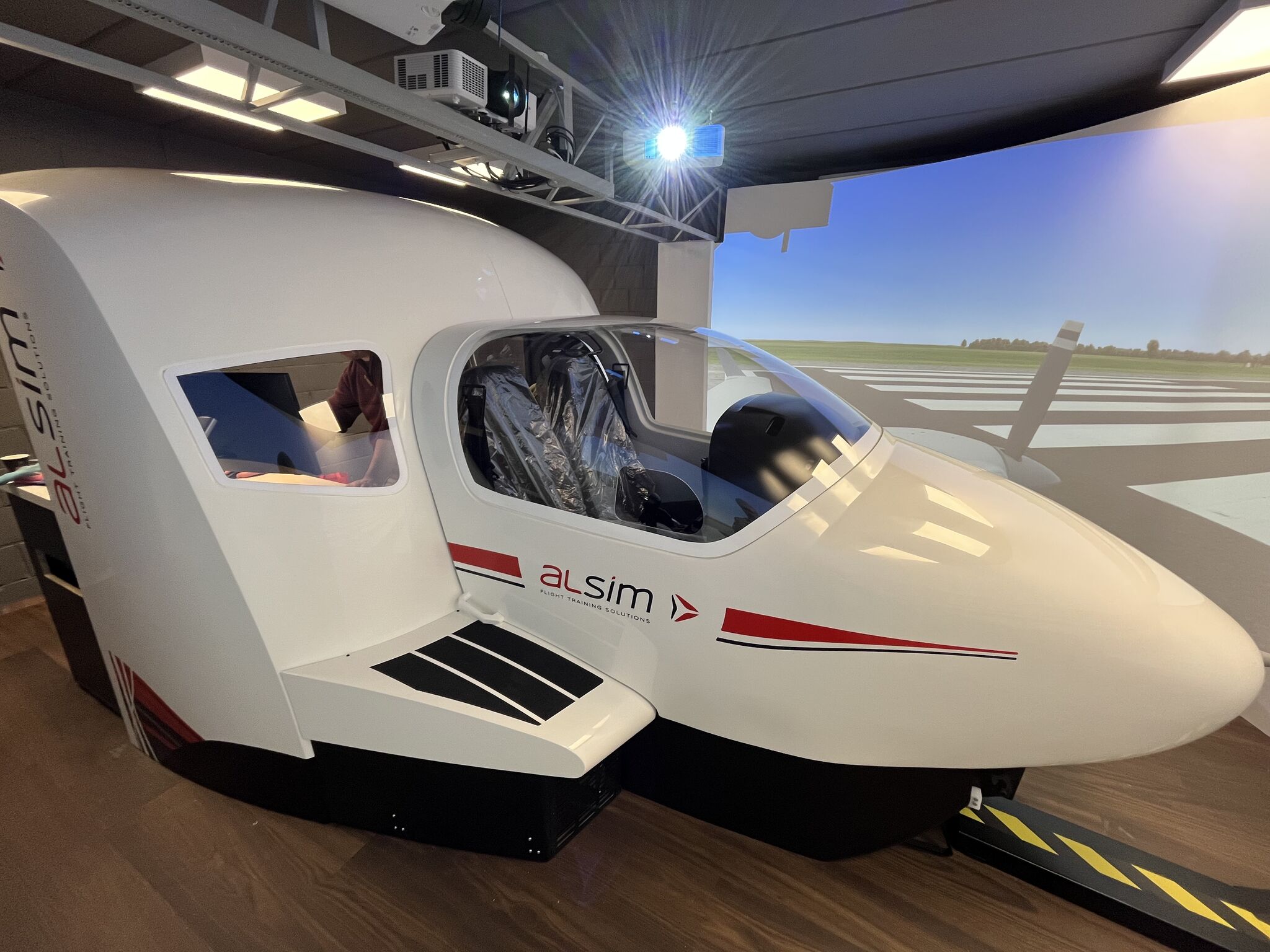 Belgian Flight School Takes Delivery of its 2nd ALSIM Flight Simulator - AFM.aero